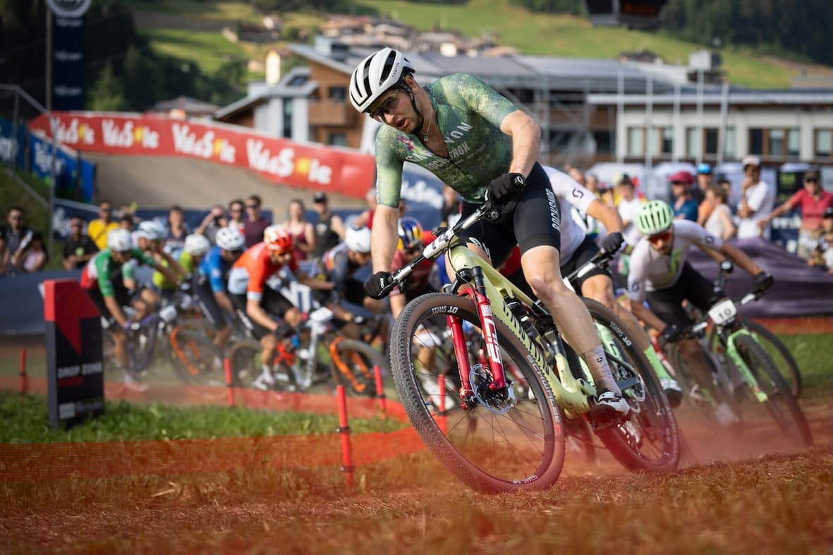 2024 UCI Mountain Bike World Championships: Höll and Vergier win Elite ...